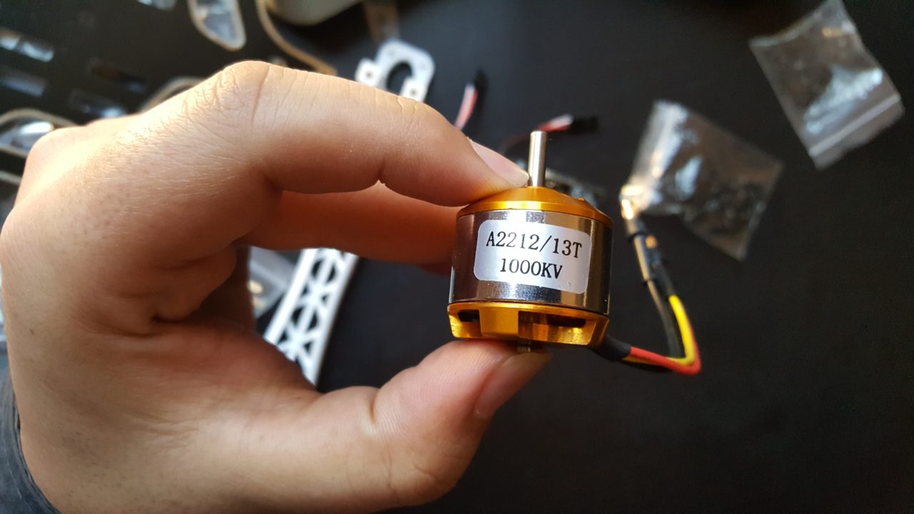 Drone | Arduino #1: Déballage du kit Drone Hexacopter – Cours & Projets